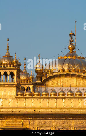 Central Sikh museum at the Golden Temple (Sri Harmandir Sahib) Amritsar ...