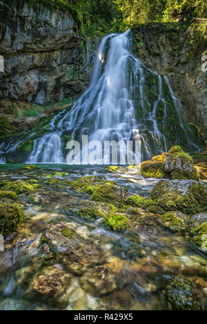 holiday vacation holidays vacations austrians carinthia boathouse ...