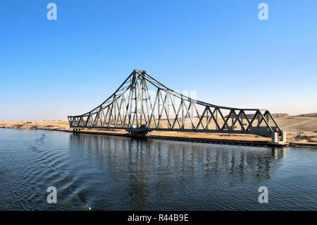 Sueskanal Suez Canal Sues Suez canal channel ship ships sailor desert ...