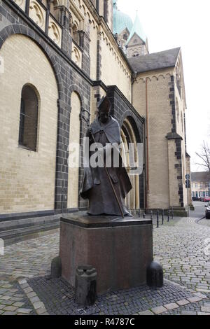 monument cardinal joseph frings,archbishop of cologne Stock Photo - Alamy