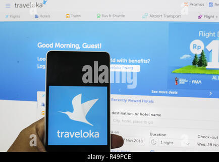 Traveloka app logo on a smartphone screen Stock Photo - Alamy