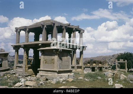 View of King's Balance, Hampi, Karnataka, India, Asia Stock Photo - Alamy