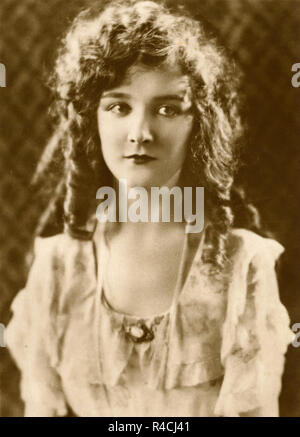 Mary Philbin, 1920s Stock Photo - Alamy