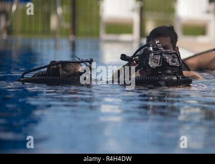 Naval Base Guam, Guam (Oct. 01, 2018) Sailors assigned to Explosive ...