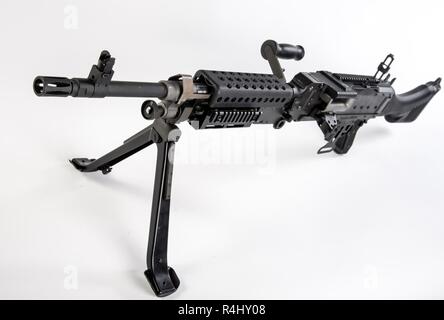 The M240B is a variant of the M240, used by the U.S. Army, Navy, Coast ...