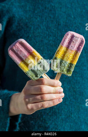 Healthy Traffic Light Iceblocks made with Beetroot Latte Powder ...