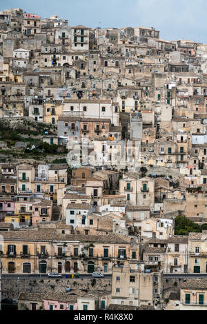 Night view of Modica, Sicily, Italy Stock Photo - Alamy