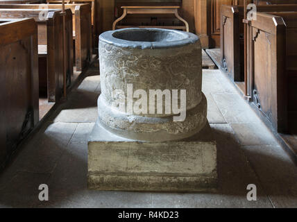 Tissington, Derbyshire, UK: October 2018: St Marys Church Stock Photo ...