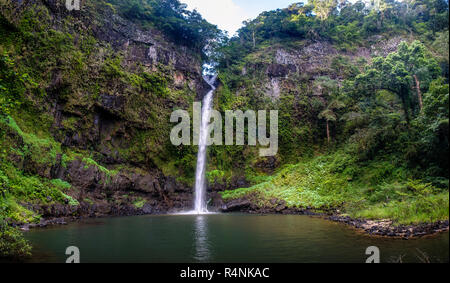 Nandroya Falls in Wooroonooran National Park. Atherton Tablelands ...