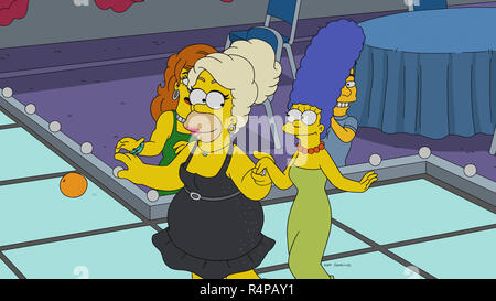 THE SIMPSONS, from left: Homer Simpson (voice: Dan Castellaneta ...