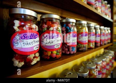 Jars of sweets in old-fashioned confectionery shop, Leicester Stock ...