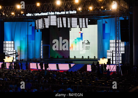 Taleigao, India. 28th November, 2018. Dancers perform for the closing ...