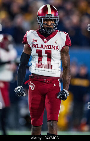 Oklahoma Sooners cornerback Parnell Motley (11) gets an interception ...