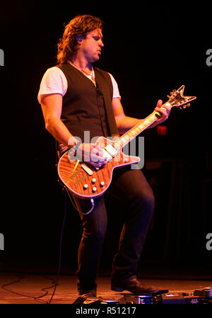 Dean Roland, Ed Roland Collective Soul is honored with a memorabilia ...