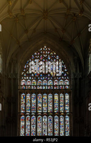 Great East window, the largest medieval stained glass window in Britain ...