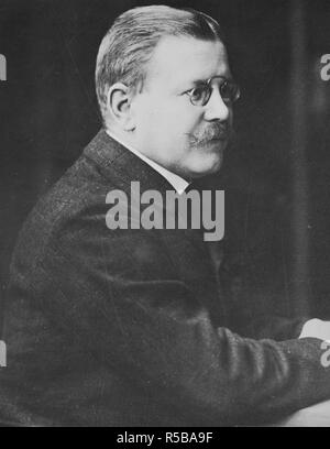 Mathias Erzberger, head of German armistice delegation. Matias ...