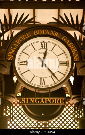Clock in Singapore botanic garden, Singapore Stock Photo - Alamy