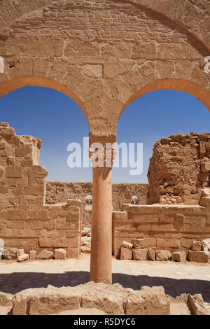 Church ruins at the desert ruins of Rasafa, Syria Stock Photo - Alamy