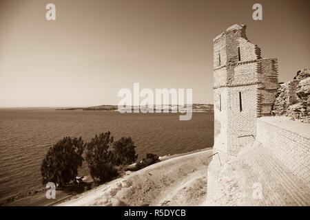 Euphrates river, Lake Assad, Syria Stock Photo - Alamy