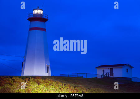 Cape Ray Lighthouse at night. Newfoundland and Labrador, Canada Stock ...