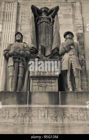 USA, Louisiana, Baton Rouge, Statue of Jesus Christ in Holy Rosary ...