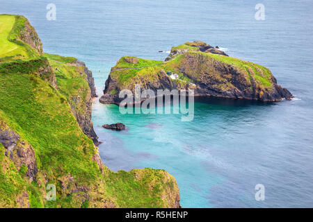 Northern Ireland landmarks. The rope bridge at Carrick-a-Rede in North ...