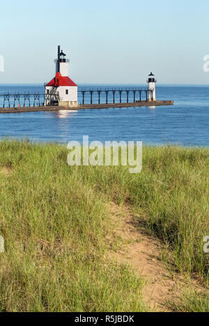Lighthouses at Benton Harbor, St. Joseph, Michigan Stock Photo - Alamy