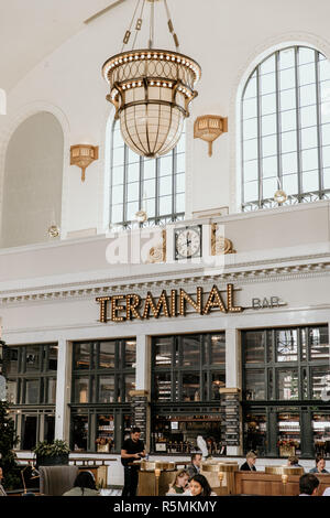 UNION STATION & TERMINAL BAR, DENVER Stock Photo - Alamy