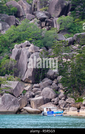 Radical Bay, Magnetic Island Stock Photo - Alamy