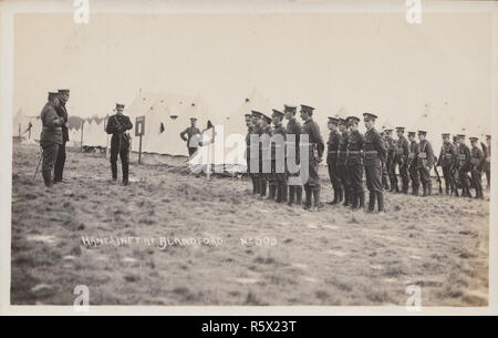 WW1 British Infantry soldiers at a training camp in 1917 Stock Photo ...