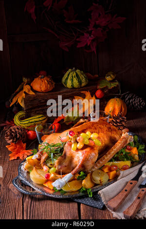 Christmas goose with pumpkin and fruit filling Stock Photo - Alamy