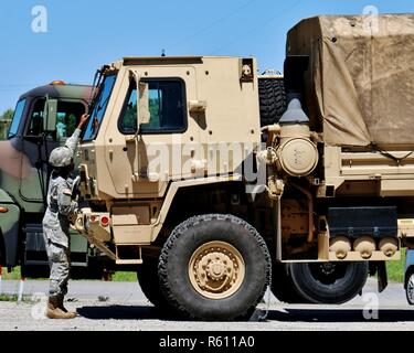Army National Guard Soldiers enrolled in the 88M Motor Transport Stock ...