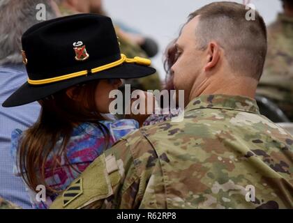 U.S. Army members of the 48th Infantry Brigade Combat Team L from The ...