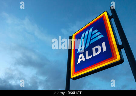 illuminated Aldi Sign at dusk in Dinnington, Rotherham UK Stock Photo ...