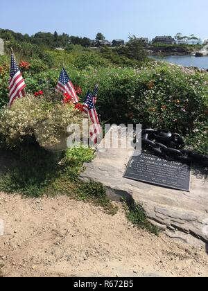 Kennebunkport ME: Aug 1: The Bush Compound in Kennebunkport Main, often ...