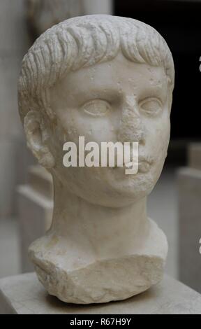 Nerón (Nerón Claudio César Augusto Germánico) (37-68). Emperador romano ...