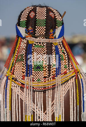 Handa tribe women going to the Tuesday market, Huila Province, Hoque ...