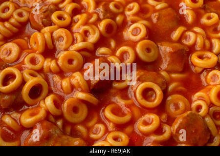 A very close view of canned spaghetti and meatballs Stock Photo - Alamy