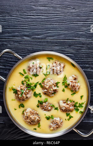 hearty Greek Meatball Soup Giouvarlakia , Youvarlakia in Egg lemon ...