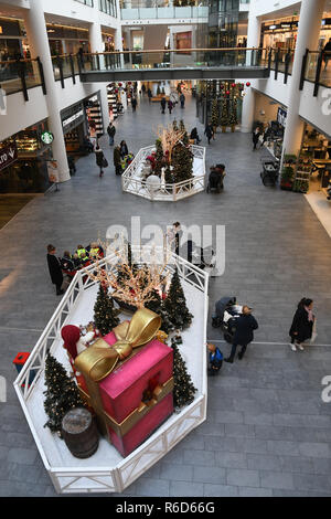 Copenhagen, Denmark. 5th Dec 2018. Christmas tree outside Christianborg ...