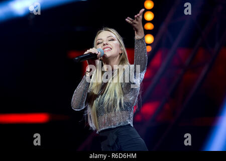 Oberhausen, Deutschland. 30th Nov, 2018. Bela KLENTZE, Actor, Red ...