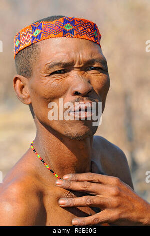 Close-up portrait hunter Bushman. The San people, also known as Bushmen ...