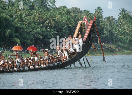 Odi much faster boat, Nehru Boat Race Festivals, the onam Snake the ...