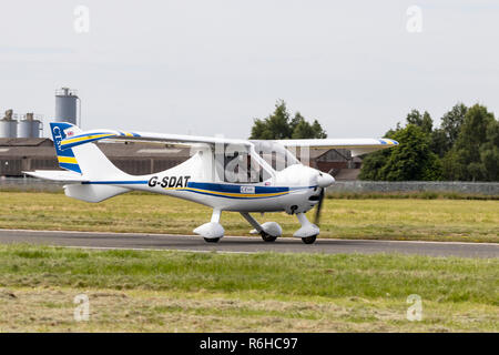 Flight Design CTSW G-SDAT Stock Photo - Alamy