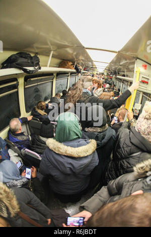 Overcrowding in public bus service , Metropolitan Transport Corporation ...