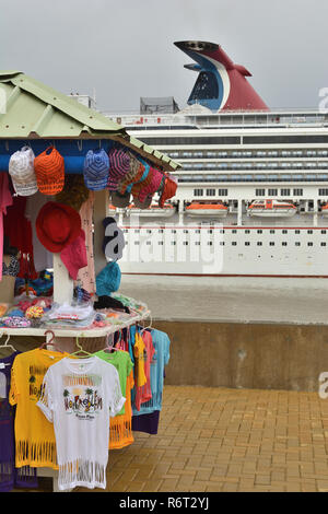 Life rafts on cruise ship Stock Photo - Alamy