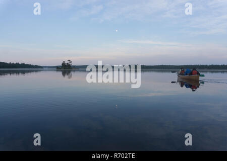 Canoeing in Quetico Provincial Park in Ontario Canada Stock Photo - Alamy