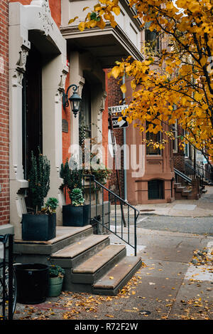 Colorful townhouses in downtown Philadelphia Pennsylvania USA Stock ...