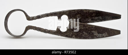 Pinch cutter with decorated legs and curved blades, pinch cutter ...