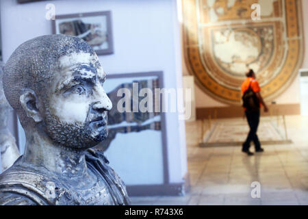Sculpture of Roman Emperor Trebonianus Gallus at Hatay Archeology ...